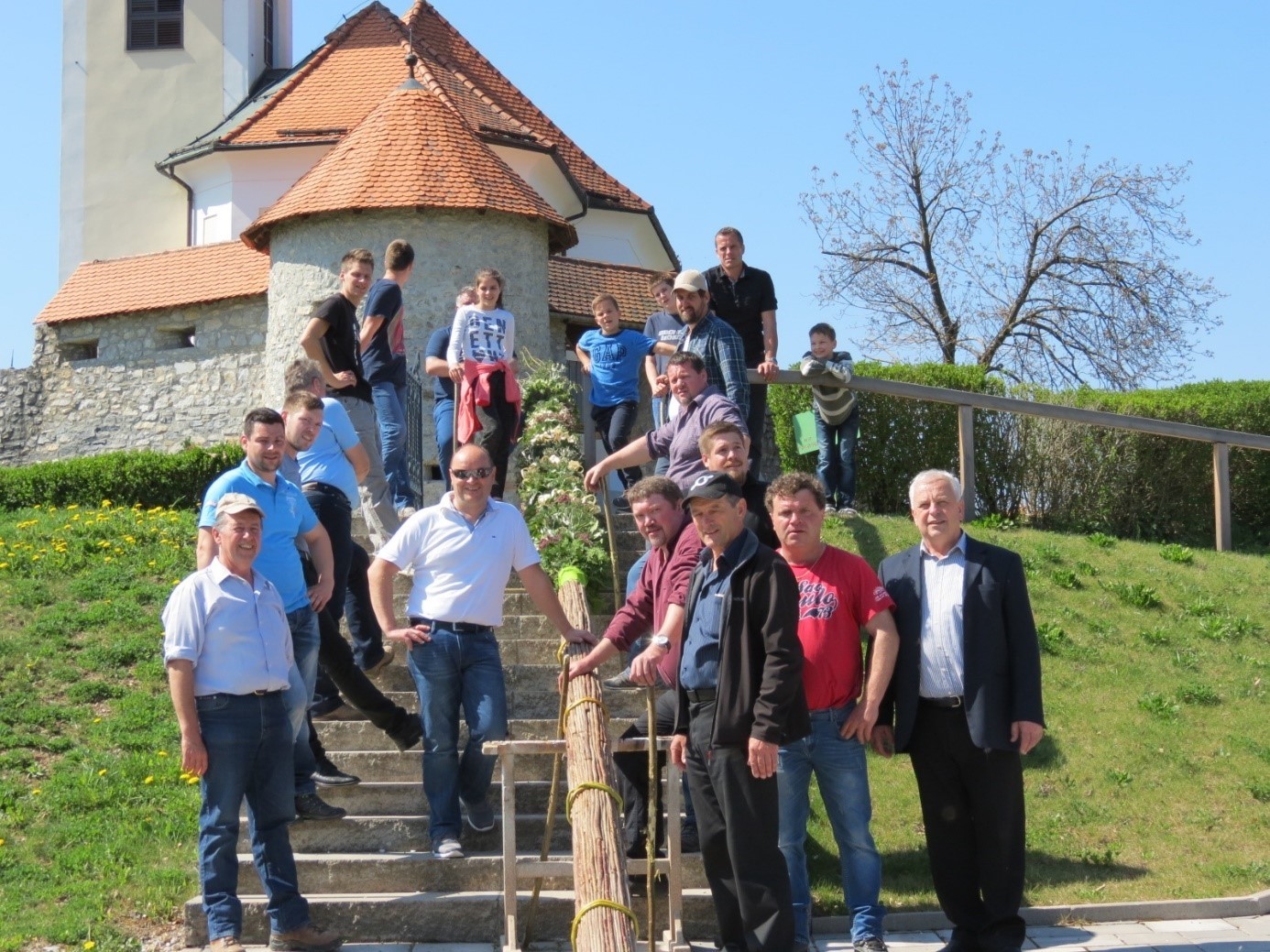 Podolniška butara spet največja | Občina Horjul | MojaObčina.si