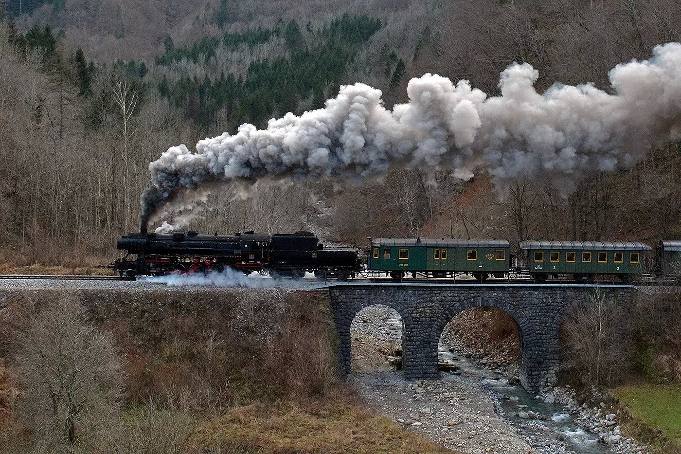 Sosedje z Robove ceste | Občina Vrhnika | MojaObčina.si