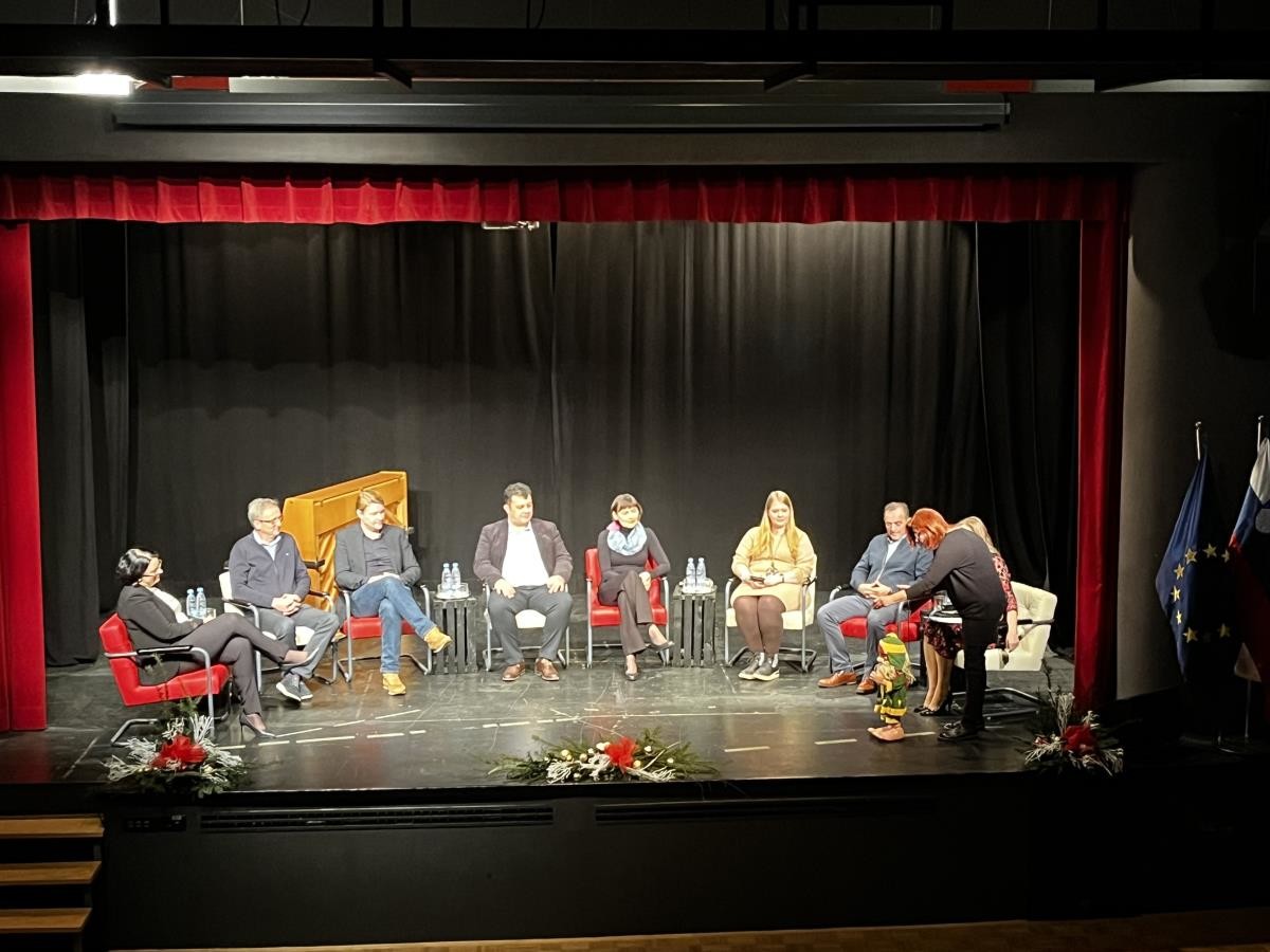 Prednovoletno srečanje v Občini Mokronog-Trebelno - tudi turizem je gospodarstvo | Občina ...