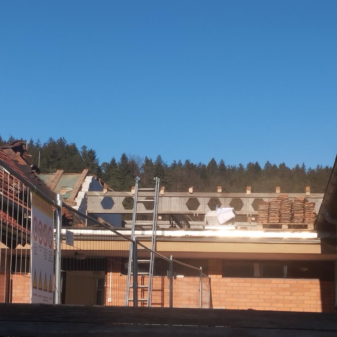 IZVEDBA DEL NA OBČINSKI STAVBI | Občina Rečica ob Savinji | MojaObčina.si