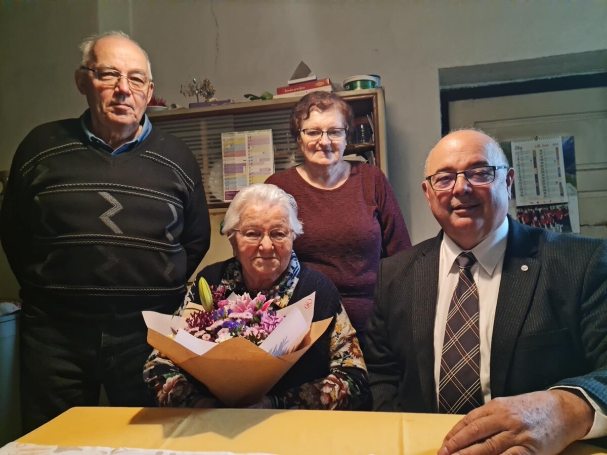 IVANA FIŠTRAVEC PRAZNOVALA ČASTITLJIVIH 100 LET | Občina Lenart ...