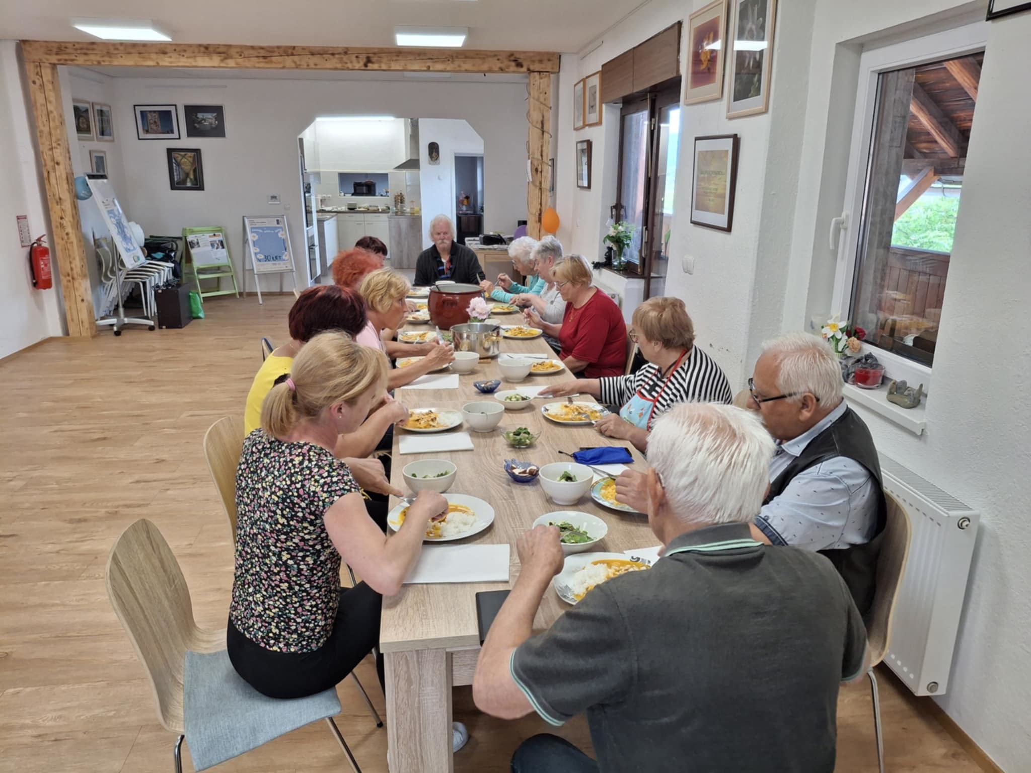 Okusi eksotike in domača glasba pri kuharski delavnici s Cvetko Kocjan ...