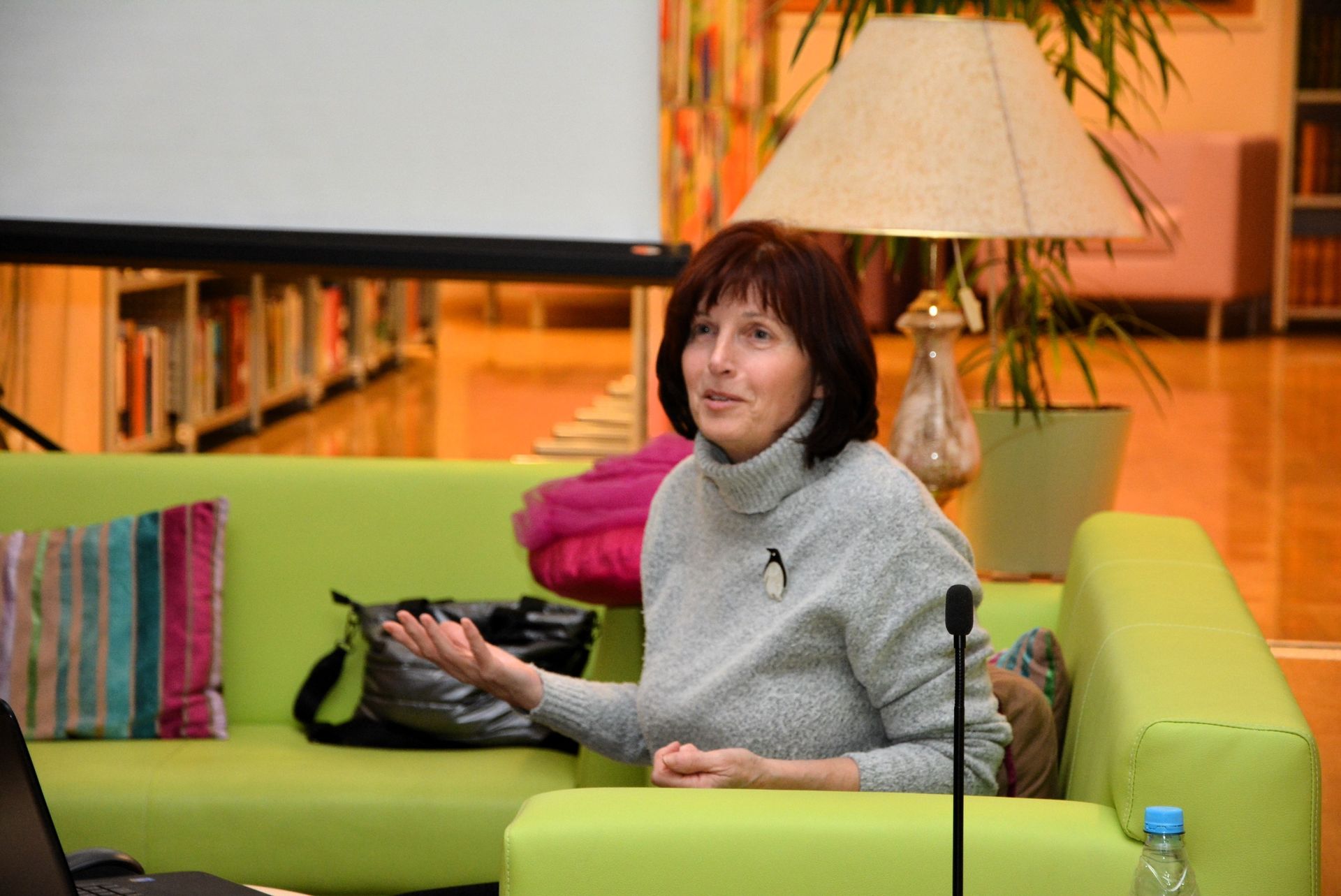 Popotnica Barbara Popit z jadrnico po norveških fjordih | Občina ...