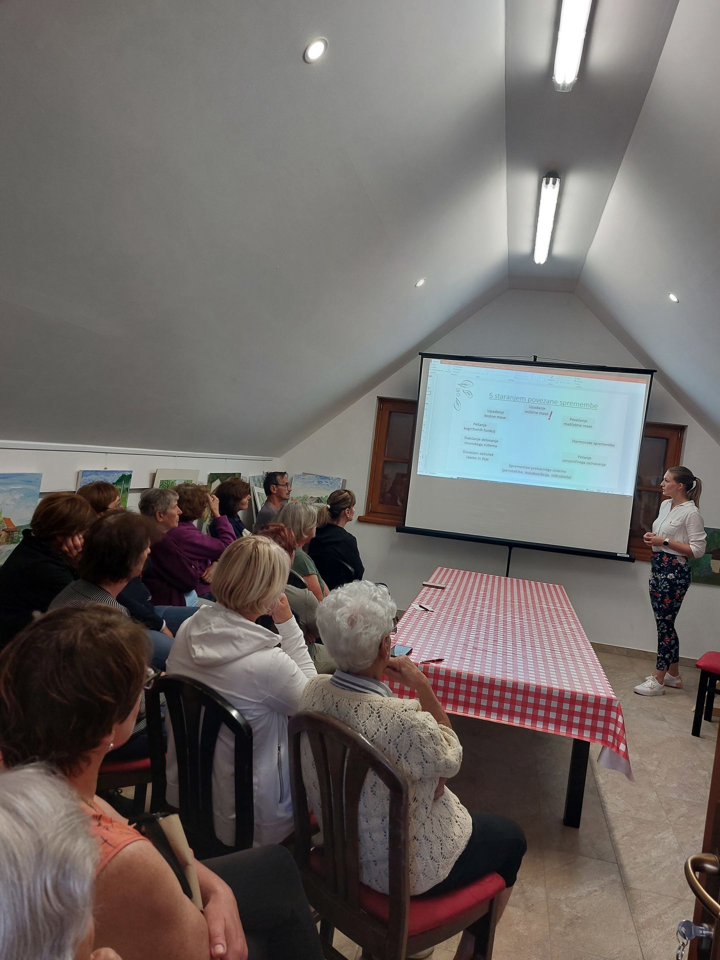PREDAVANJE O PREHRANI IN STARANJU | Občina Trebnje | MojaObčina.si