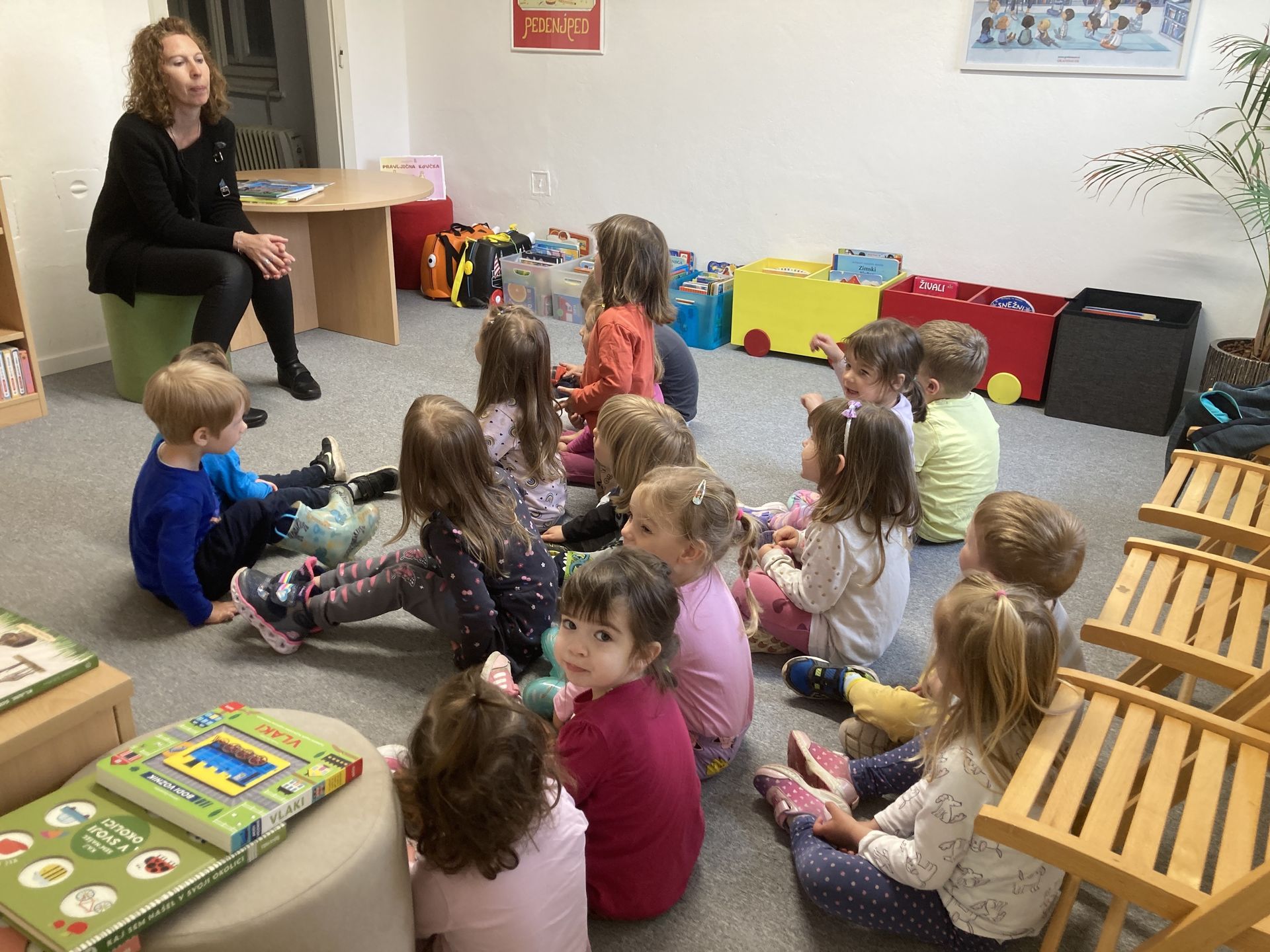 Vrtec Tabor, gradovi in vitezi v Občinski knjižnici Tabor | Občina ...