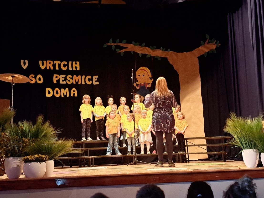 V vrtcih so pesmice doma | Občina Ajdovščina | MojaObčina.si
