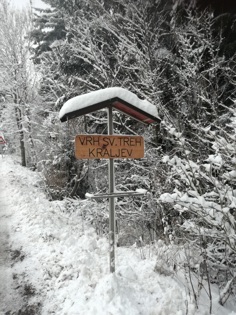 Vrh Svetih Treh Kraljev | Občina Vrhnika | MojaObčina.si