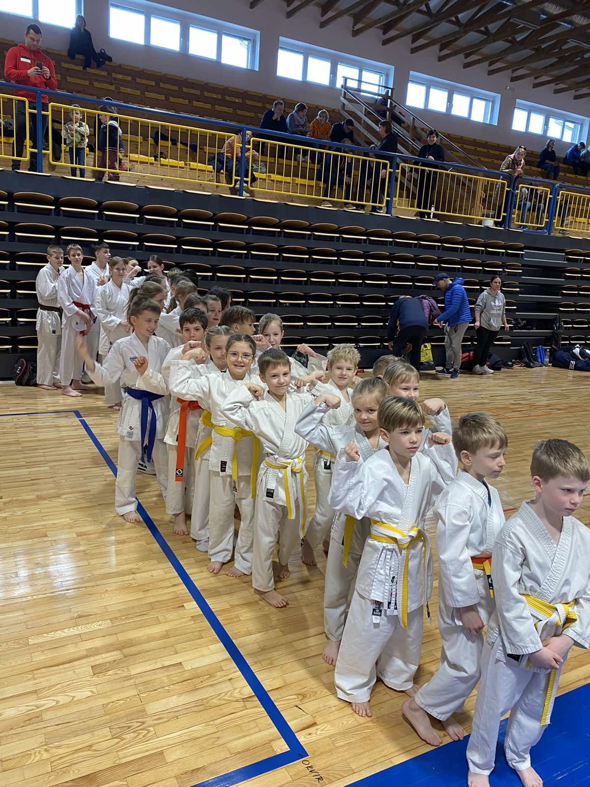 Regijsko karateistično šolsko tekmovanje za najmlajše | Občina Polzela ...