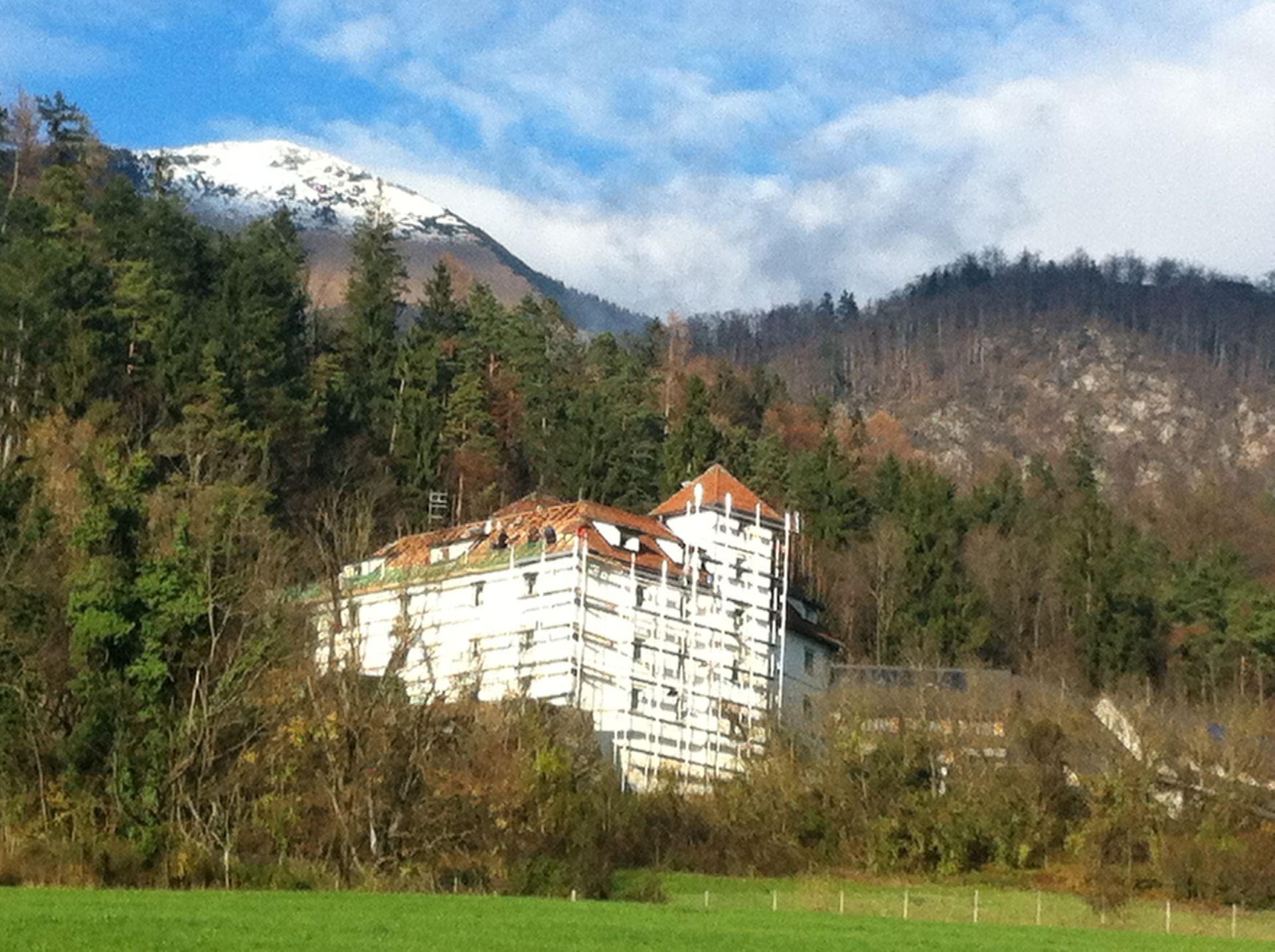 Grad Turn dobiva novo kritino | Občina Preddvor | MojaObčina.si