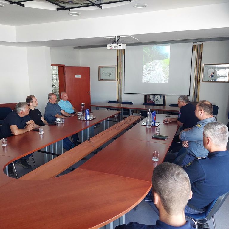 Minister Uroš Brežan na obisku v Žireh | Občina Žiri | MojaObčina.si