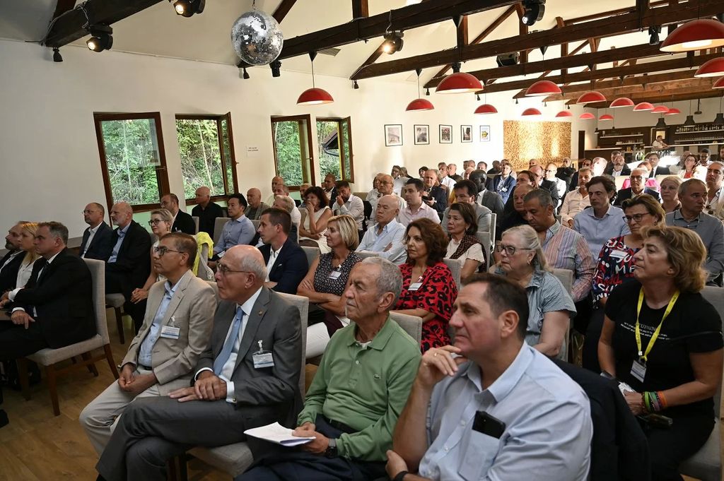 Novo mesto prvič obiskali častni konzuli | Občina Novo mesto ...