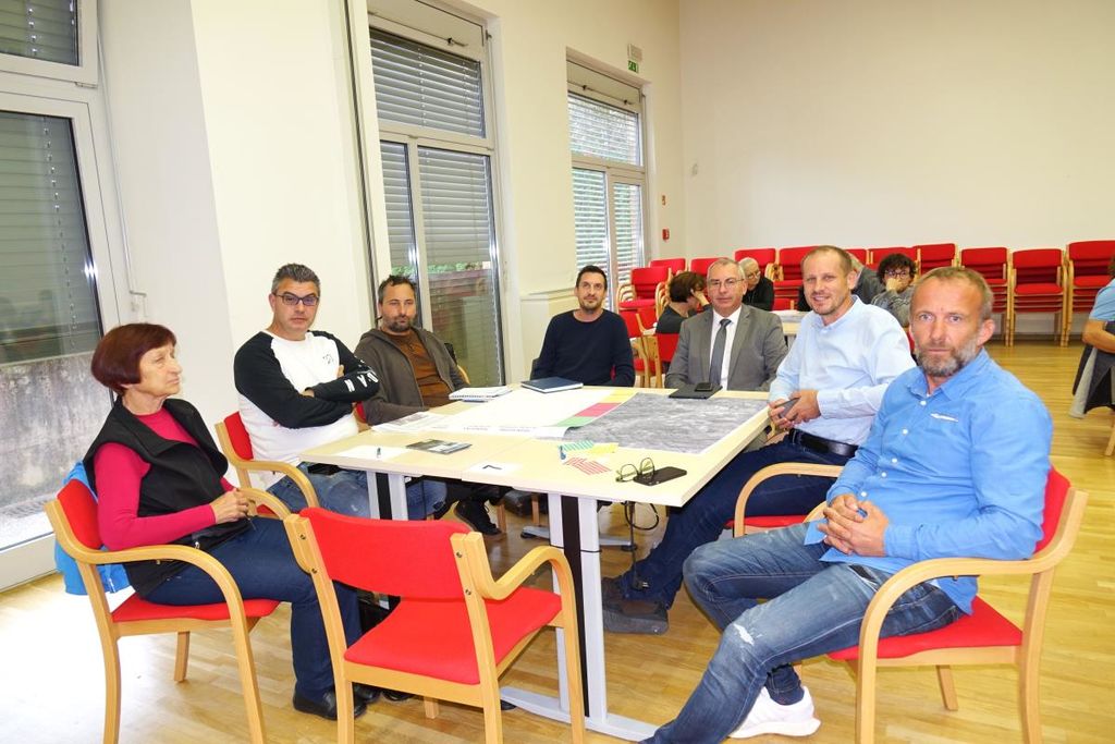 Delavnica o analizi stanja in viziji prostorskega razvoja mesta Grosuplje in Šmarja - Sapa ...