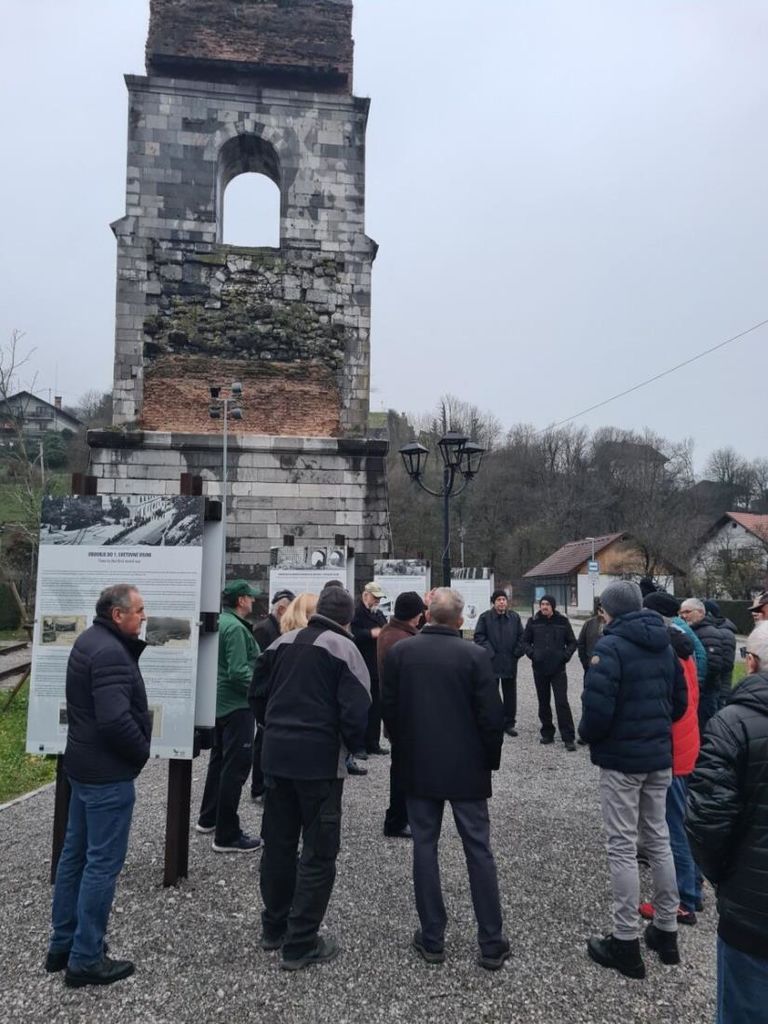 Člani predsedstev sosednjih veteranskih organizacij so se srečali v Borovnici | Občina Borovnica ...