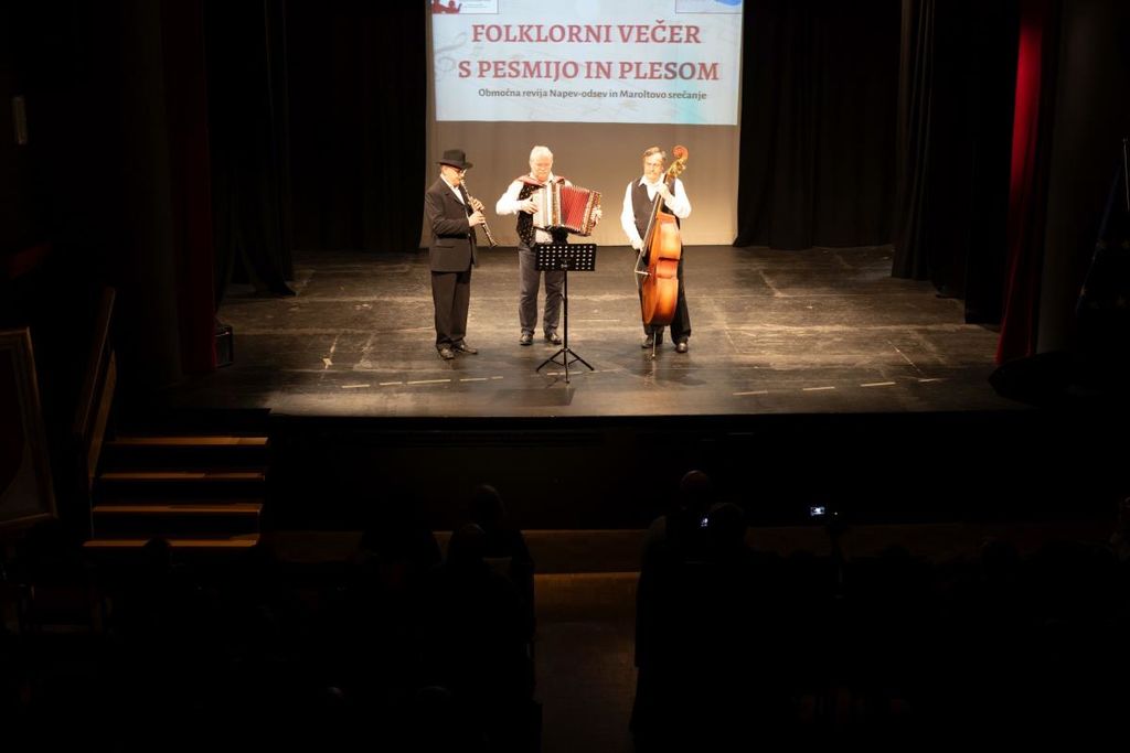 Folklorni večer v Mokronogu | Občina Mokronog-Trebelno | MojaObčina.si