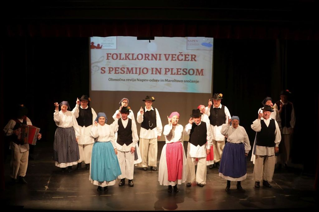Folklorni večer v Mokronogu | Občina Mokronog-Trebelno | MojaObčina.si