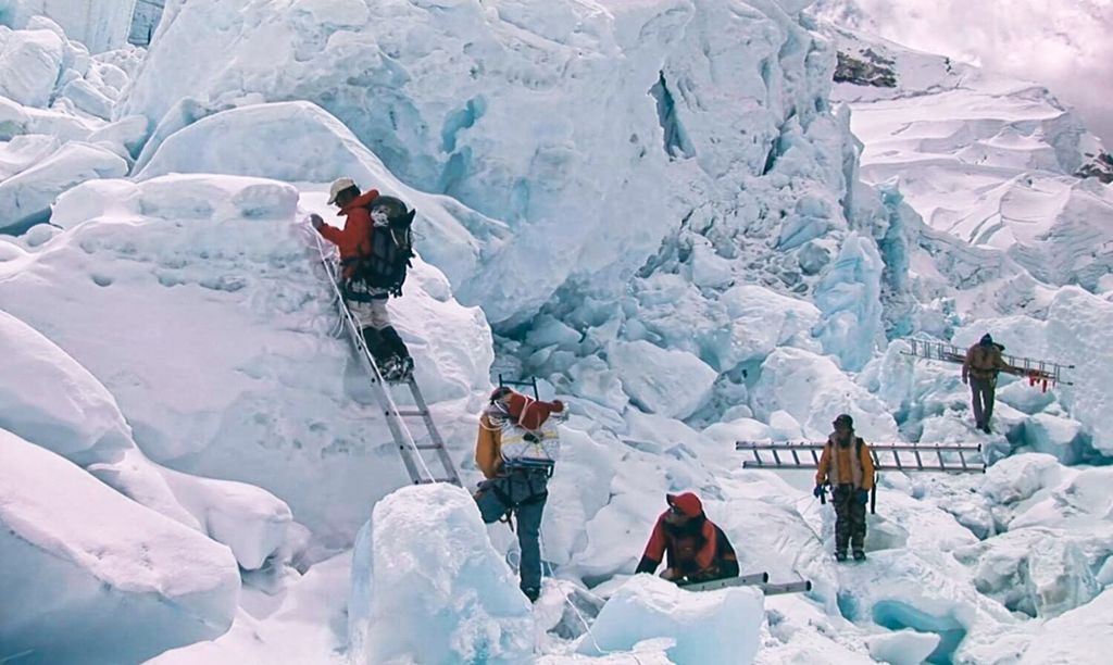 Prvi osvajalci Everesta pripovedujejo / Ledni doktor - dogodki v občini ...