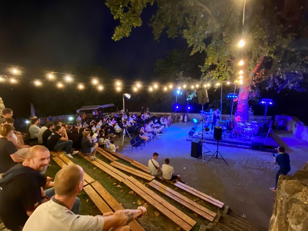 Odličen rokovski koncert mlade skupine Raptors Rock Band | Občina ...