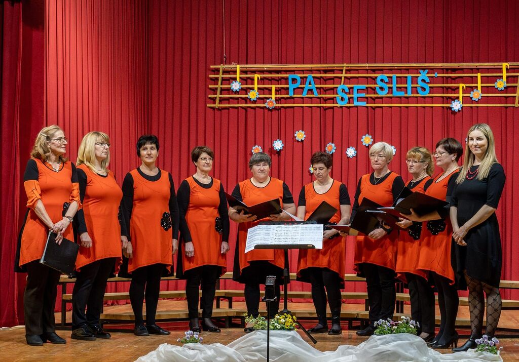 JESENSKI KONCERT MePZ PEVSKEGA DRUŠTVA LOGATEC - dogodki v občini Logatec | MojaObčina.si