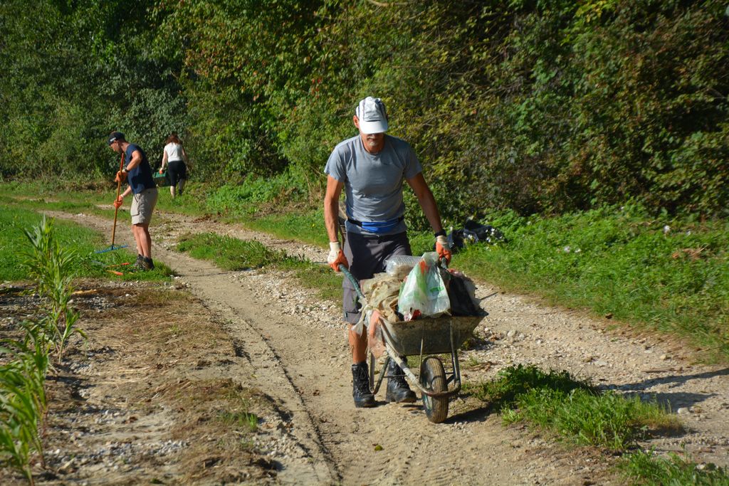 ČIŠČENJE STRUGE REKE PŠATE | Občina Komenda | MojaObčina.si