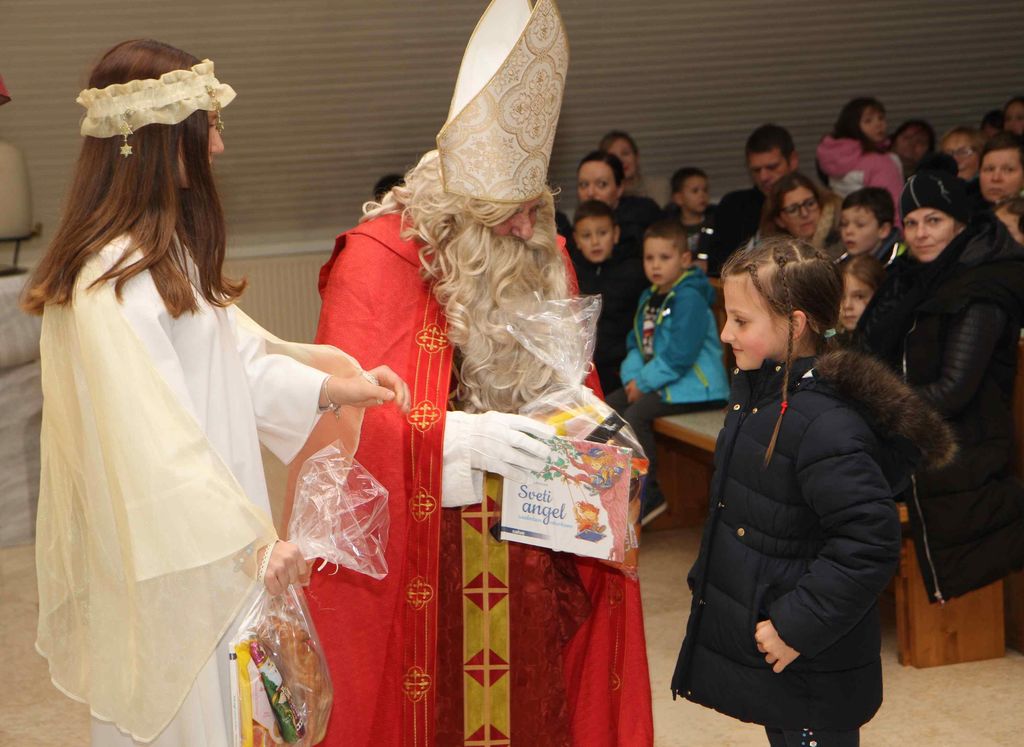 Miklavž na Polzeli obdaril 170 otrok | Občina Polzela | MojaObčina.si