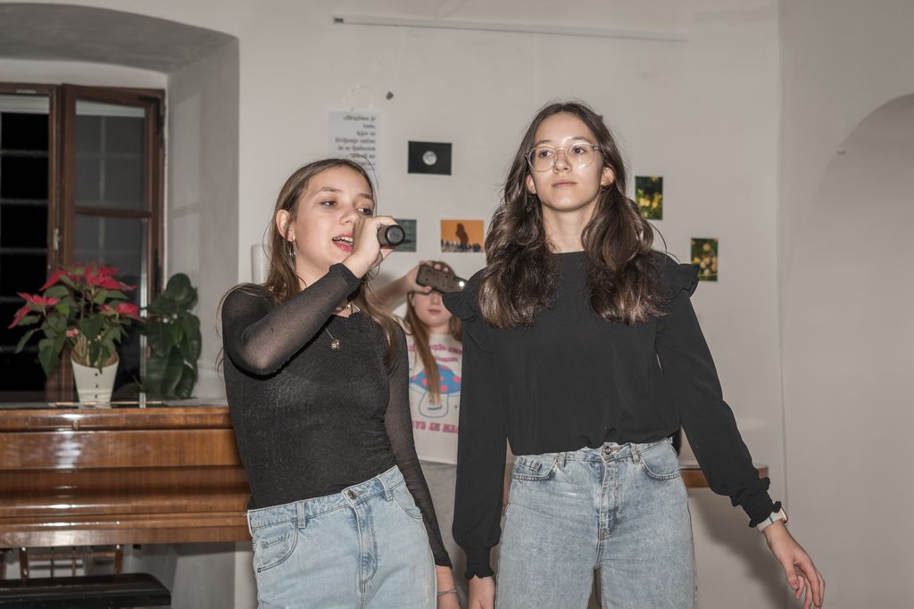 Prva fotografska razstava Nine Miklič | Občina Polzela | MojaObčina.si