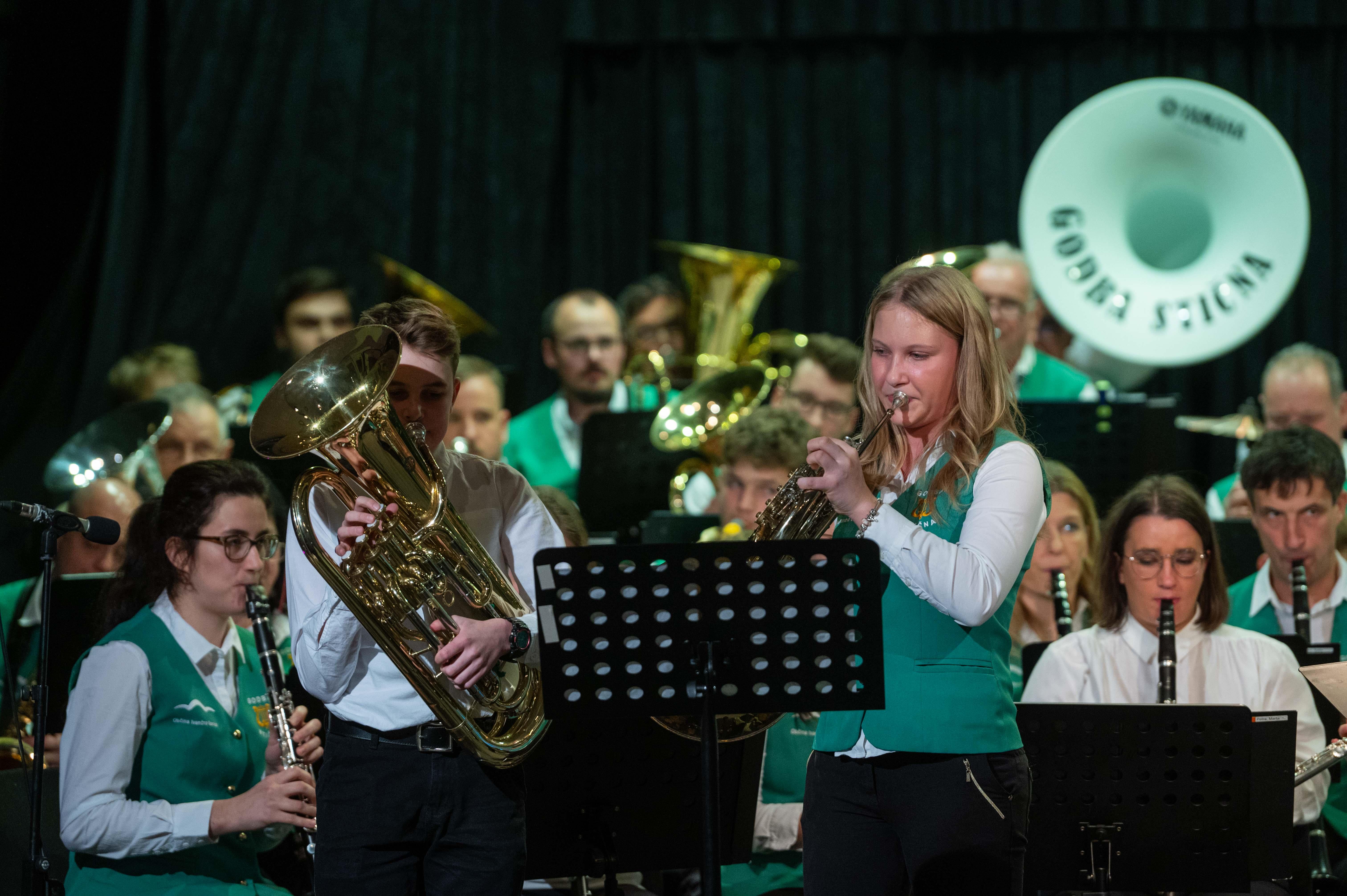Božično - novoletni koncert Godbe Stična | Občina Ivančna Gorica ...