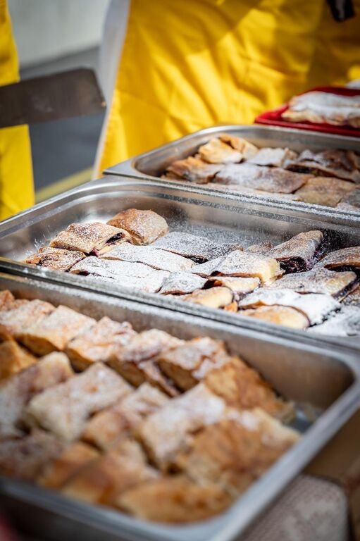FOTO: Prvi ŠtrudeljFEST v Stični - še znamo stopiti skupaj! | Občina ...