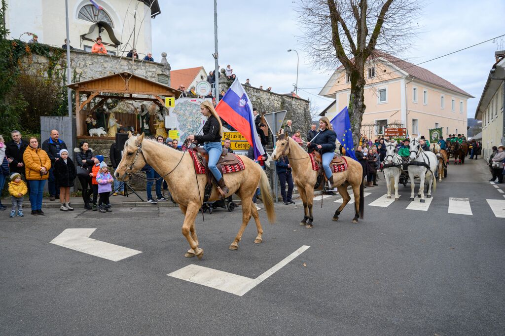 Na praznični dan tradicionalni blagoslov konj v Šentvidu pri Stični | Občina Ivančna Gorica ...