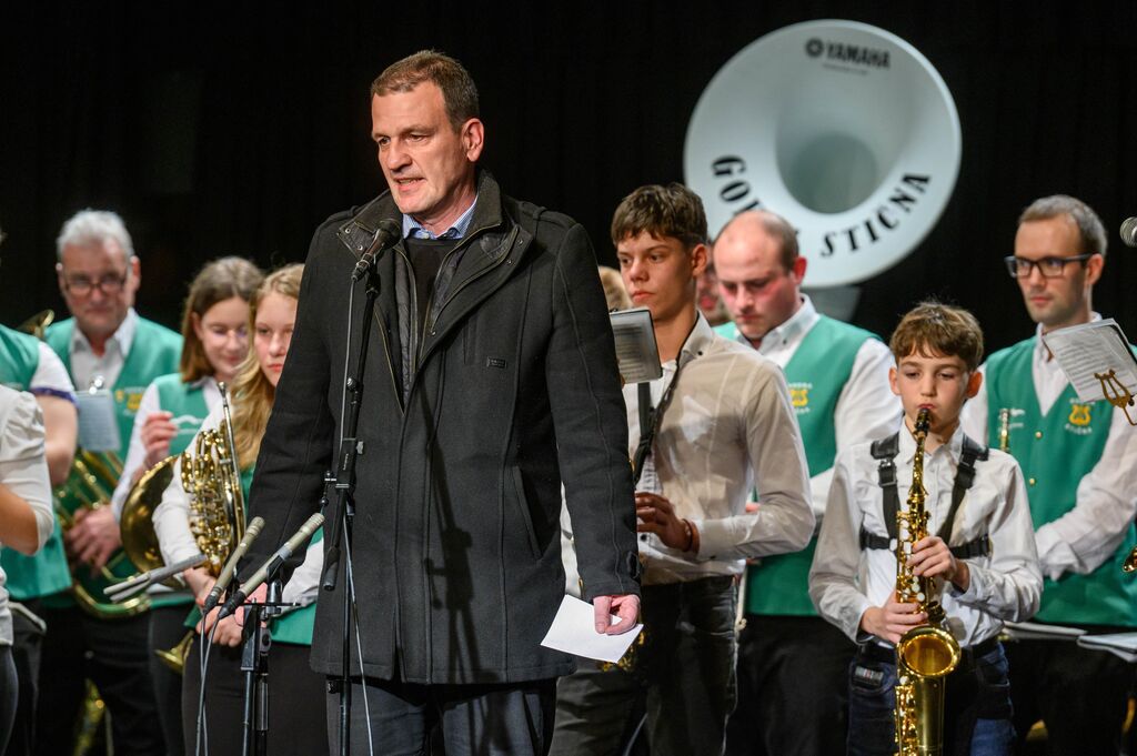 Slovenski kulturni praznik obeležili s 30-letnico kulturnega hrama v Stični | Občina Ivančna ...