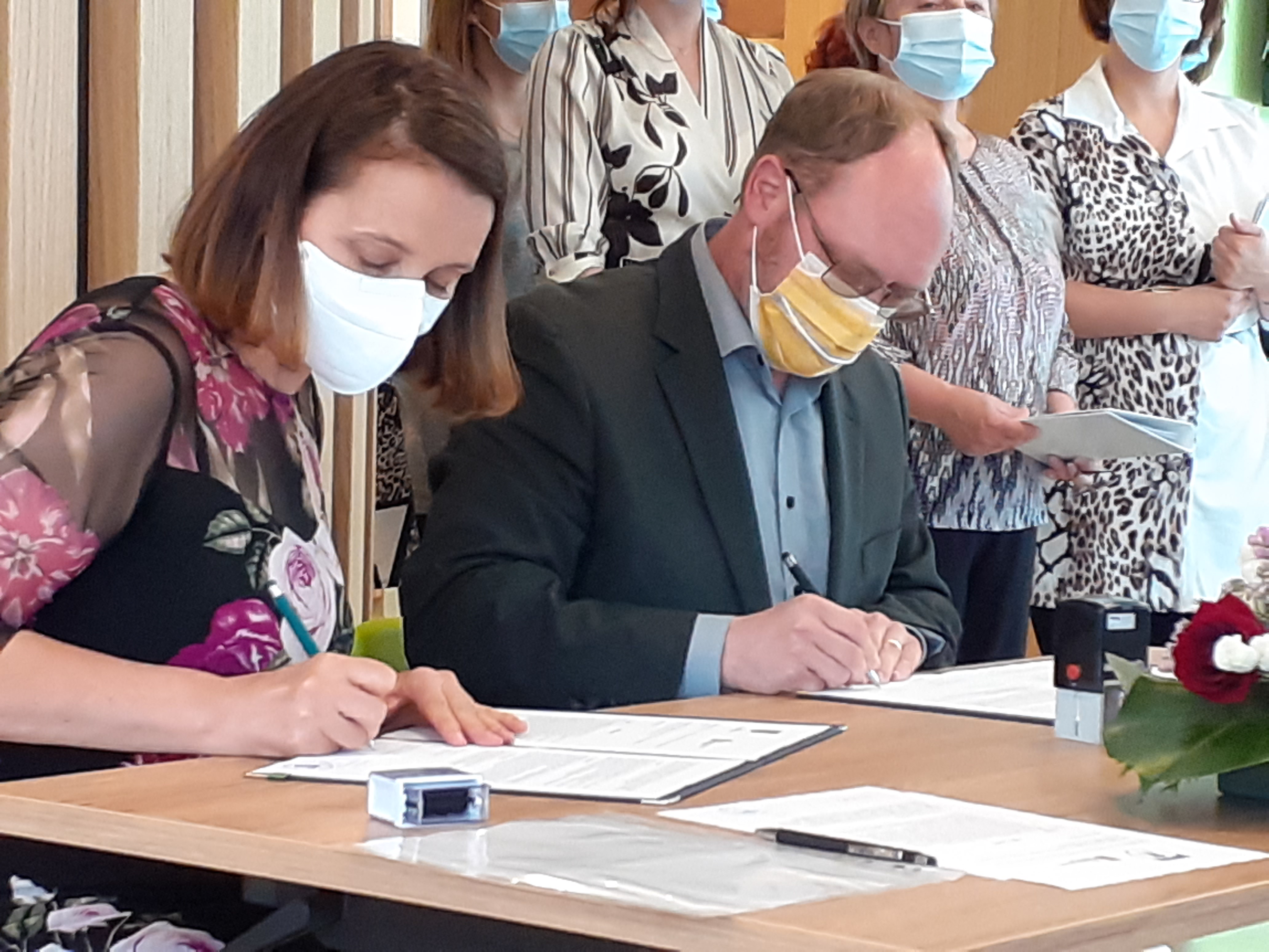 PODPISANO PISMO O NAMERI GRADNJE ENOTE DSO | Občina Sodražica | MojaObčina.si